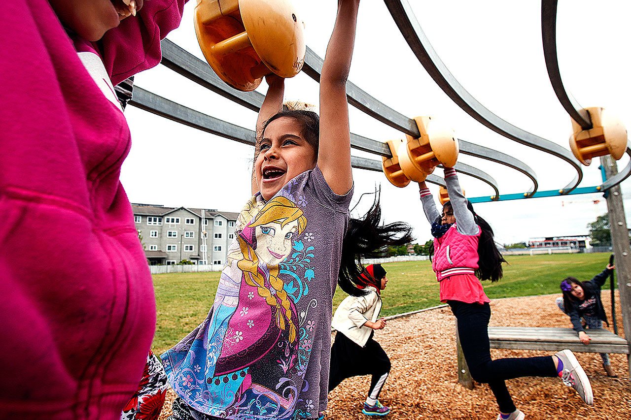 Out with the old: New playground planned at Everett school | HeraldNet.com