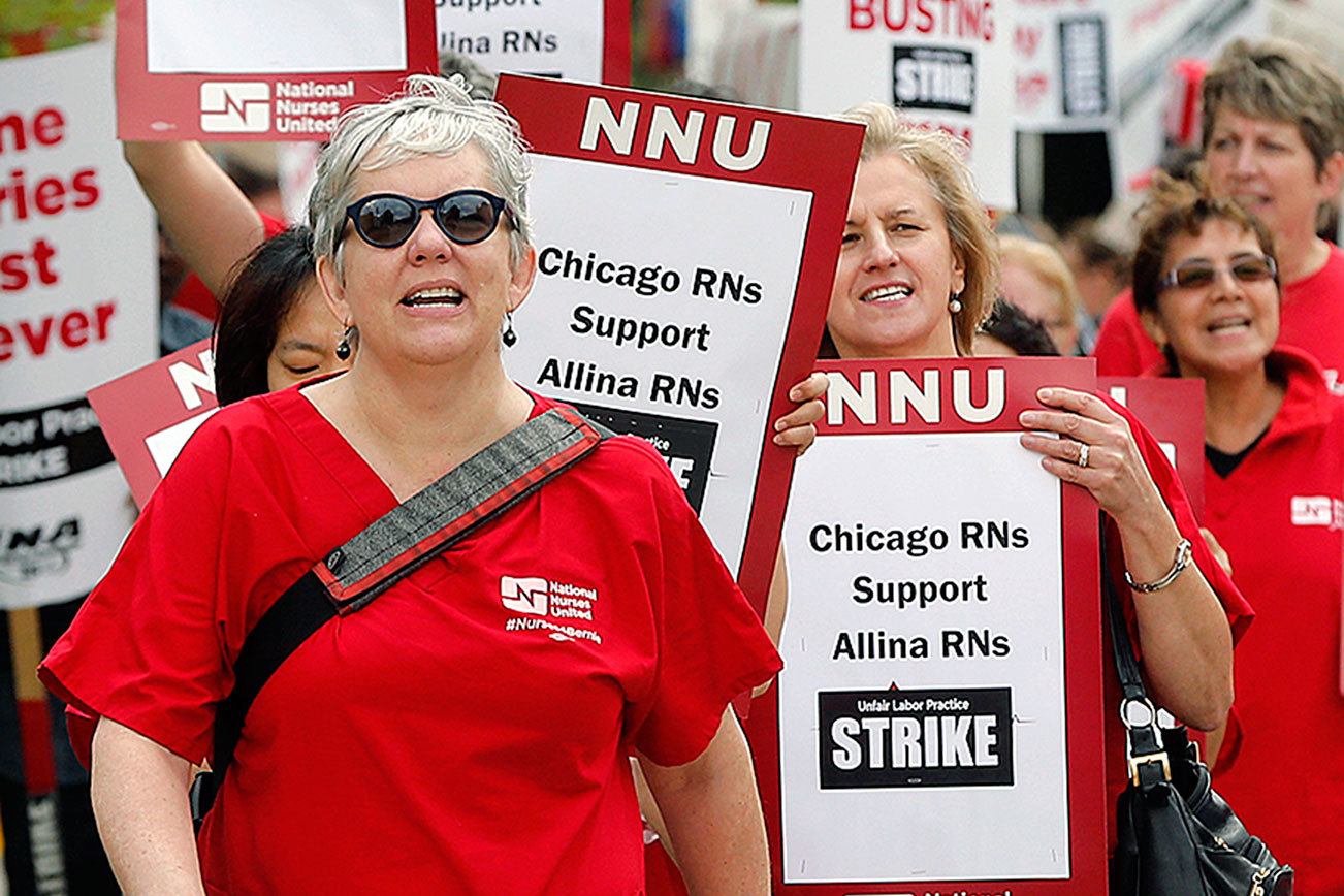 Nurses hit picket lines in strike at 5 Minnesota hospitals | HeraldNet.com