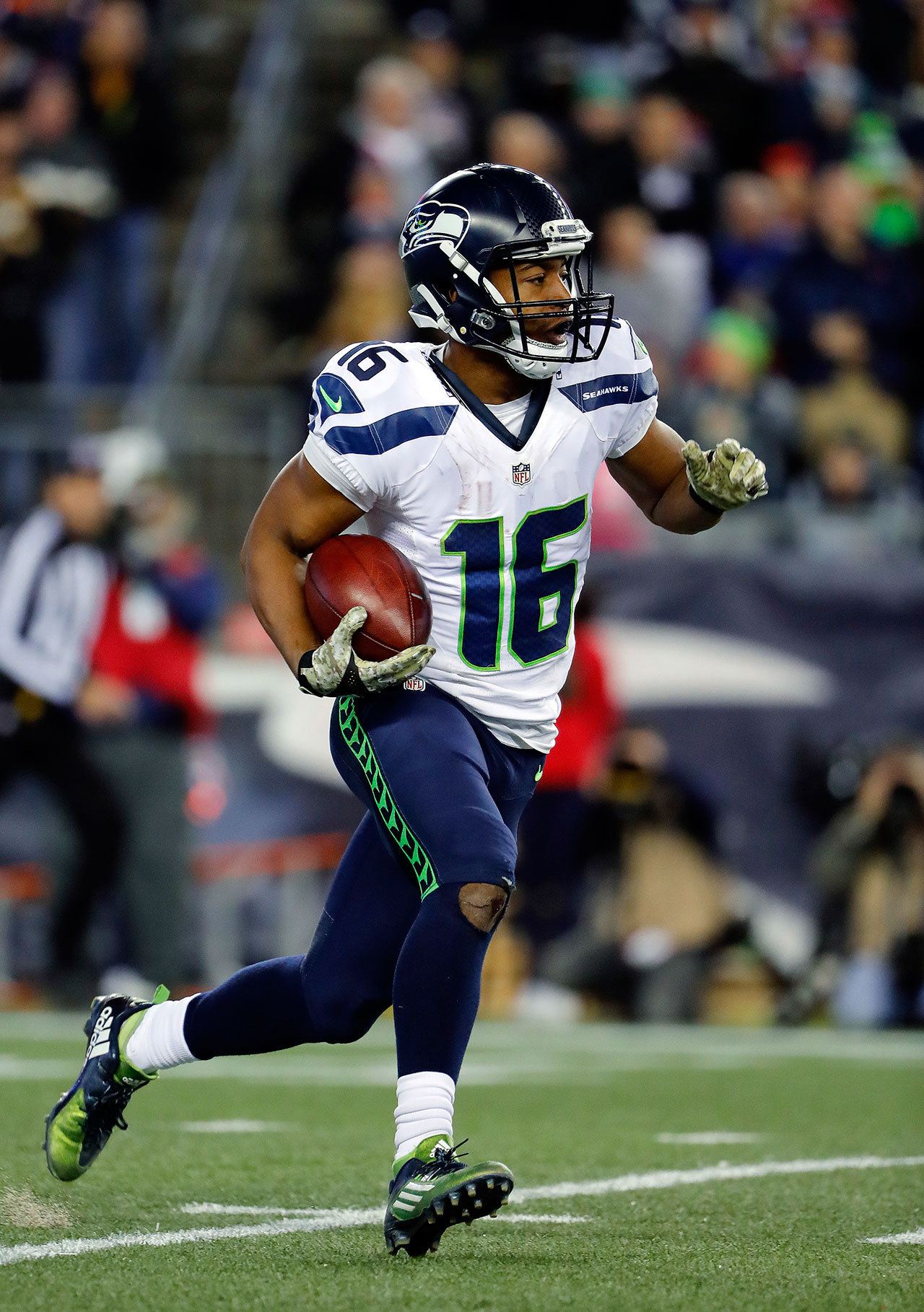 After battling injuries, Seahawks’ Lockett zooms back to prominence ...