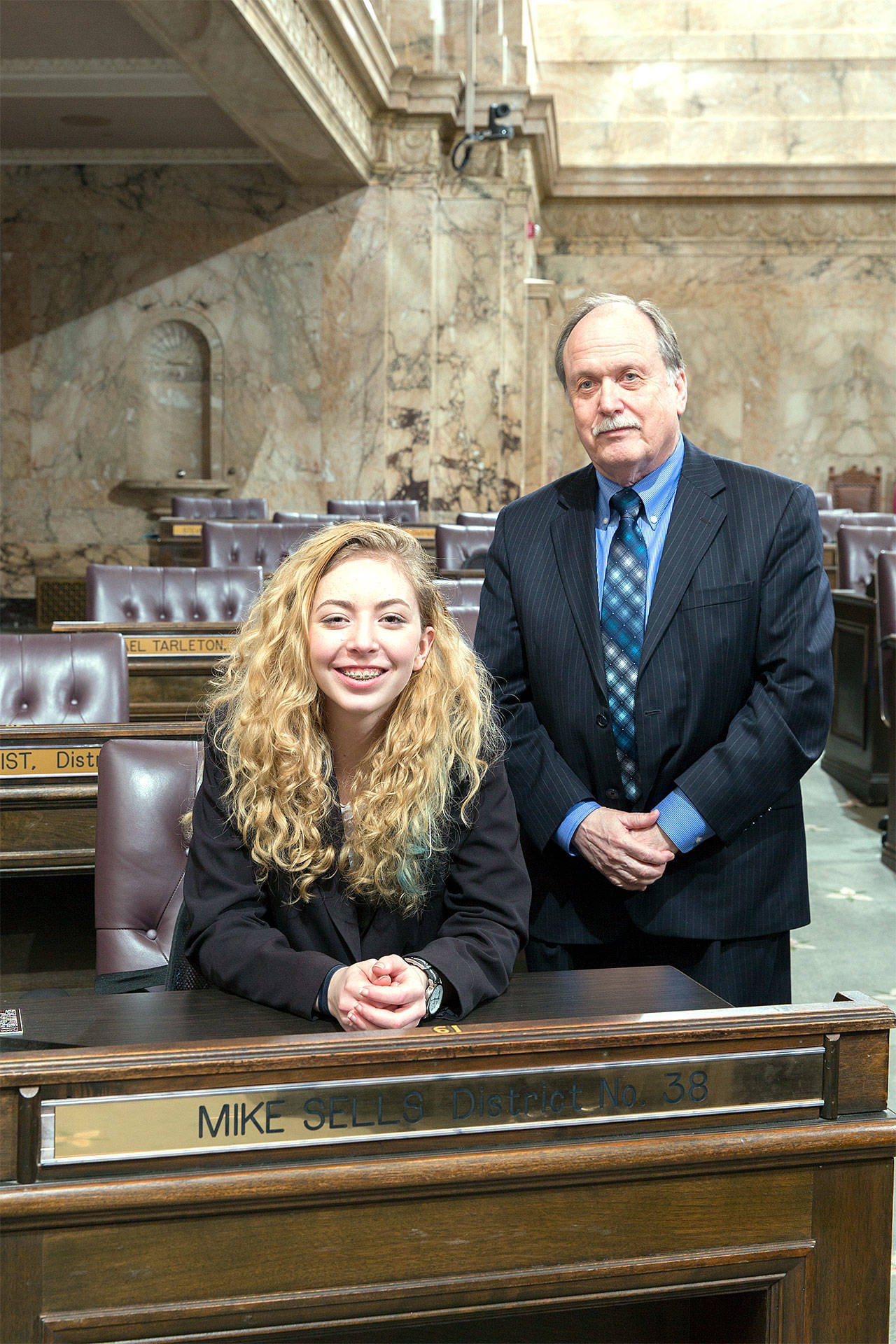 Everett High teen serves as Legislative page | HeraldNet.com