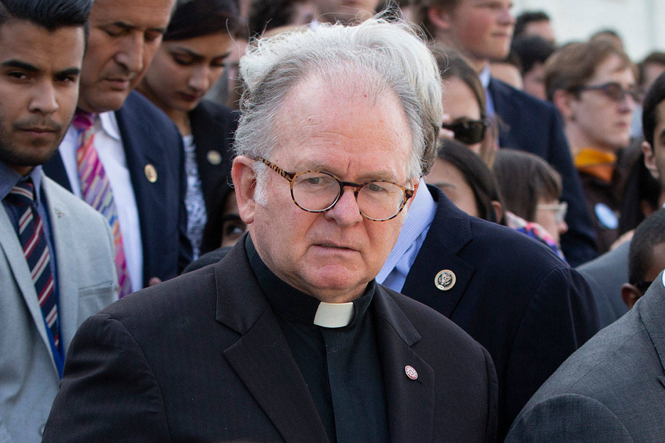 U.S. House chaplain, a Snohomish County native, forced out | HeraldNet.com