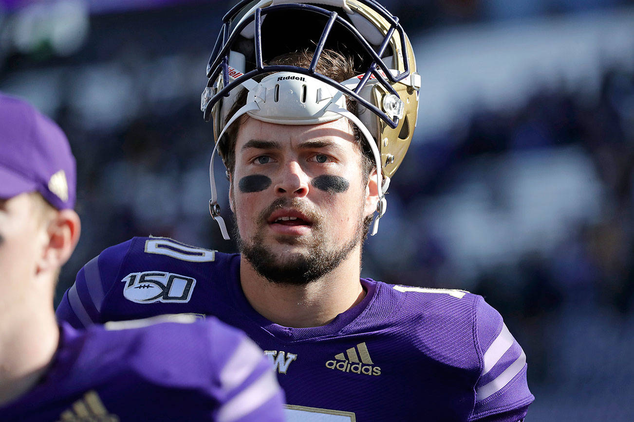 Can the Huskies get a little help for Jacob Eason, please? | HeraldNet.com