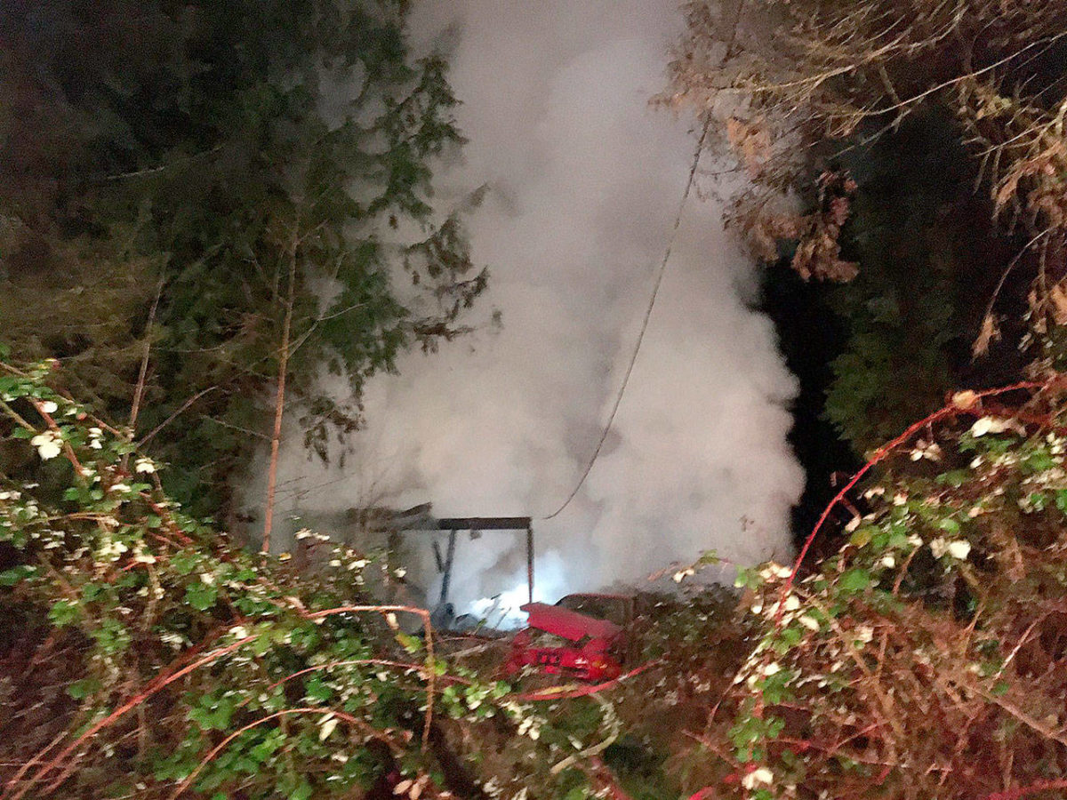 Abandoned building in Marysville heavily damaged in fire | HeraldNet.com