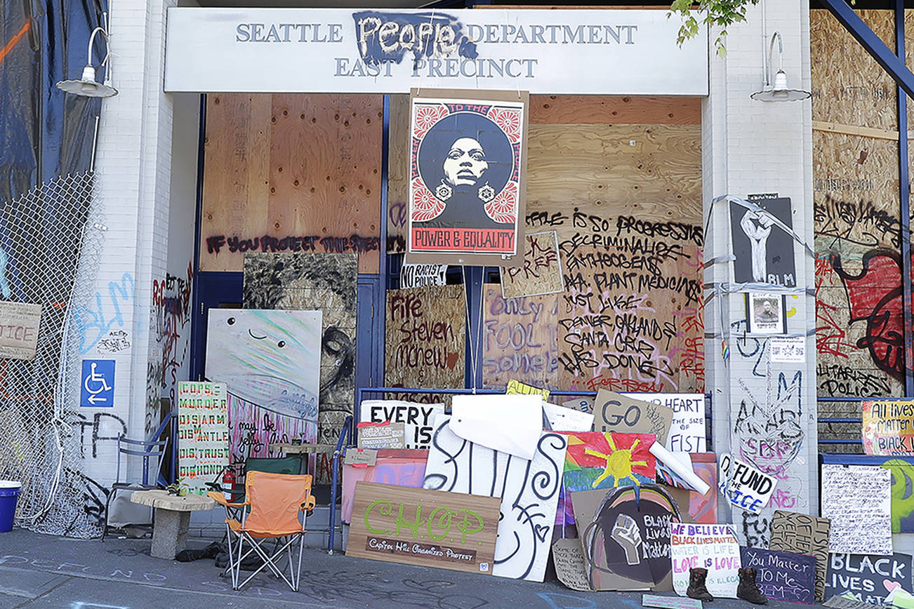 Seattle to move to dismantle protest zone, mayor says | HeraldNet.com