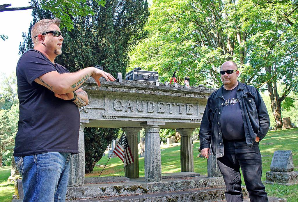 Getting to know ghosts a mission for Skagit Valley group | HeraldNet.com