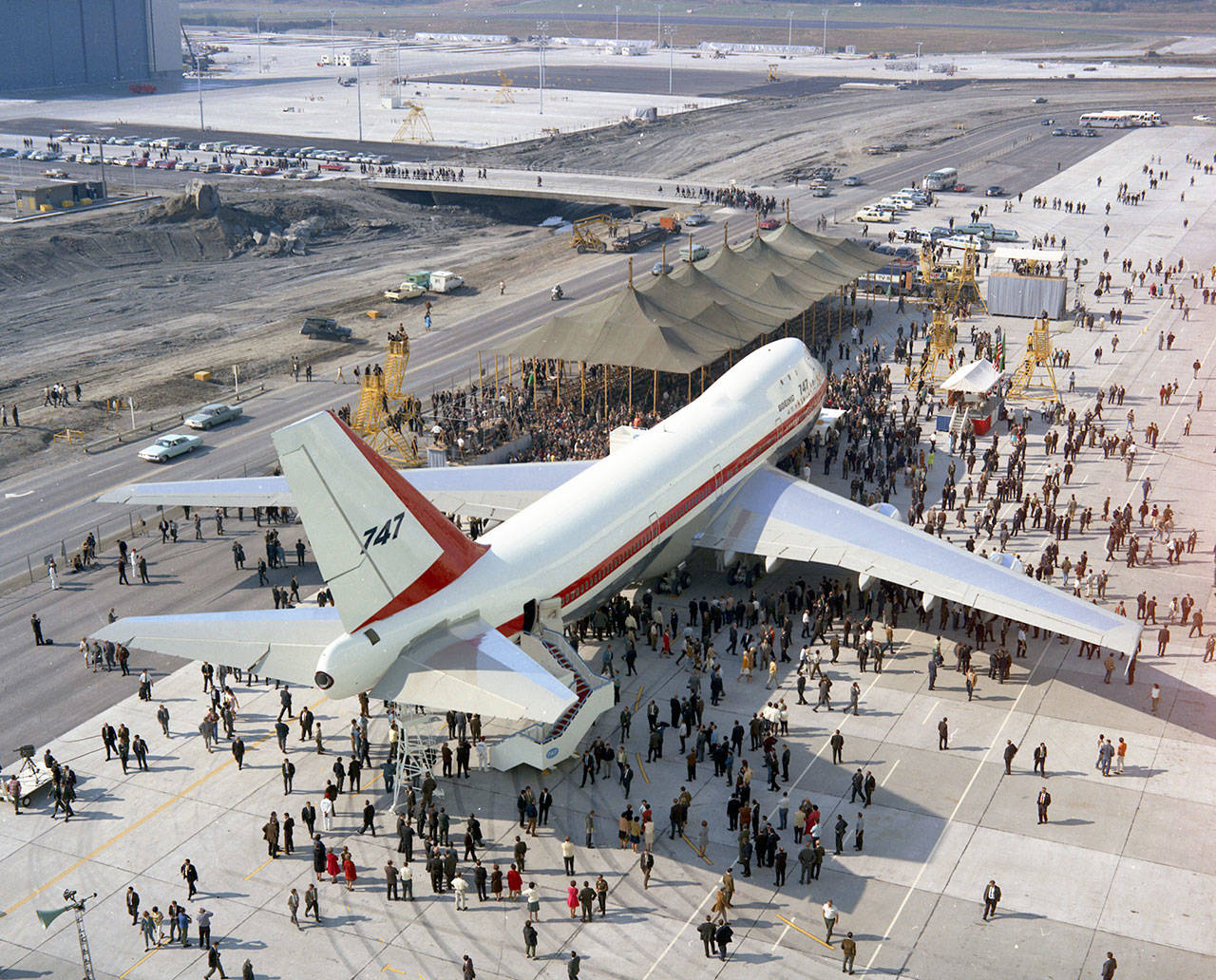 50 years ago, they rolled it out: the first Boeing 747 | HeraldNet.com