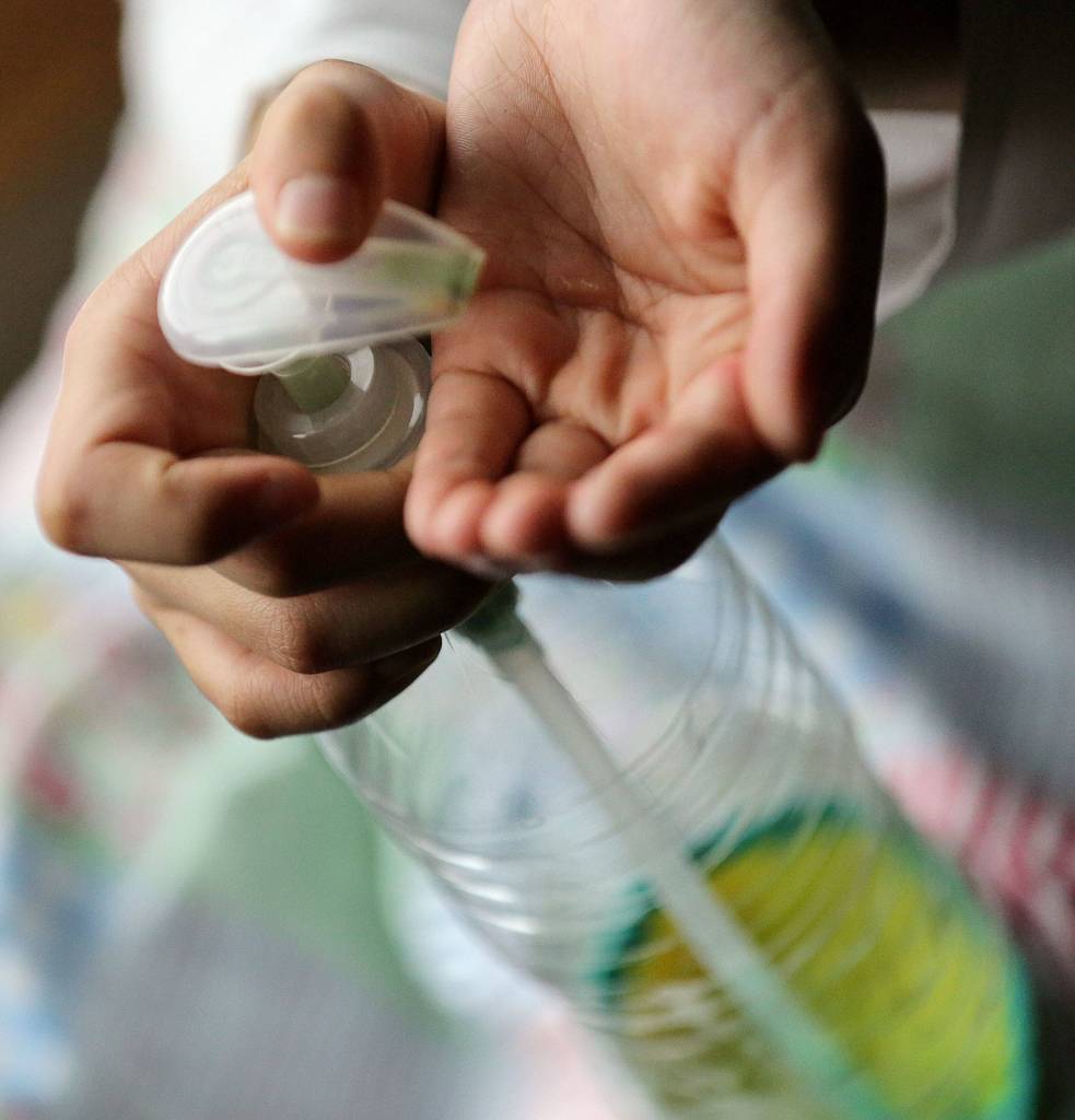 Girl, 10, invents shampoo bottle that doesn’t waste a drop | HeraldNet.com