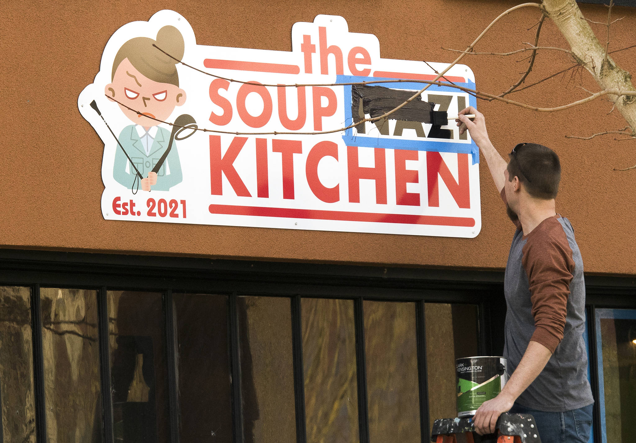 ‘Soup Nazi’ joke is no longer funny, a restaurateur learns | HeraldNet.com