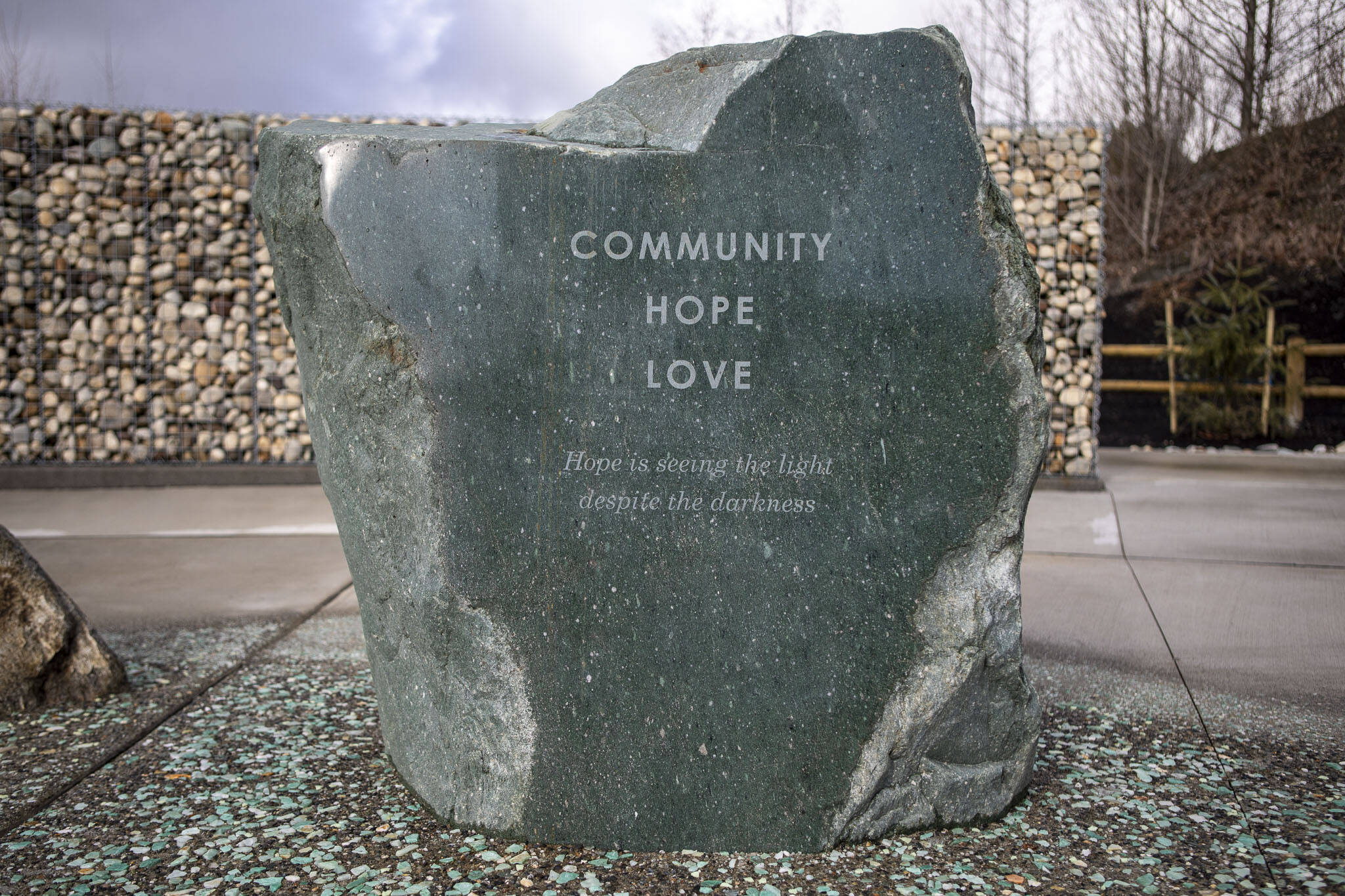 New memorial means ‘everything’ to survivors, 10 years after Oso slide ...