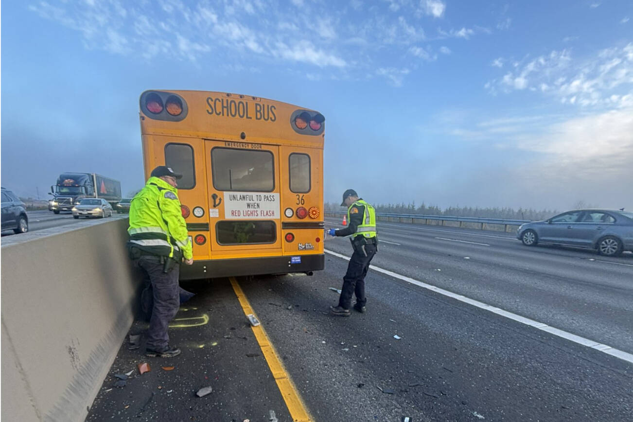 UPDATED: One dead in a school bus collision near Marysville | HeraldNet.com