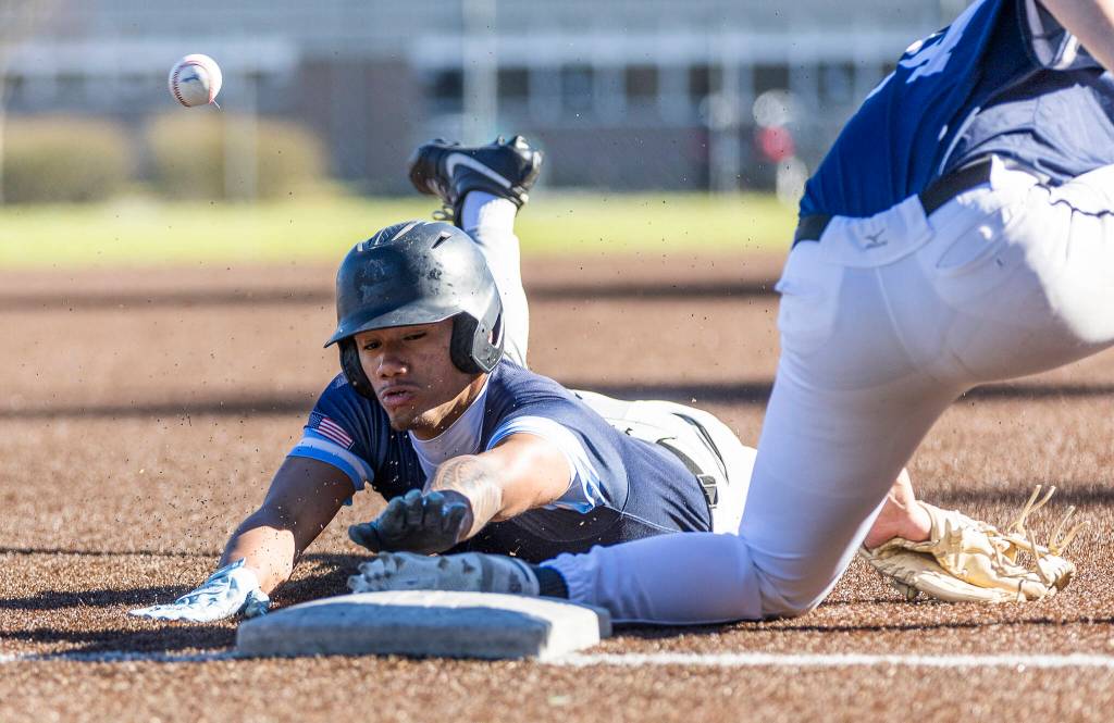 Glacier Peak baseball rolls Meadowdale in bounce-back effort ...