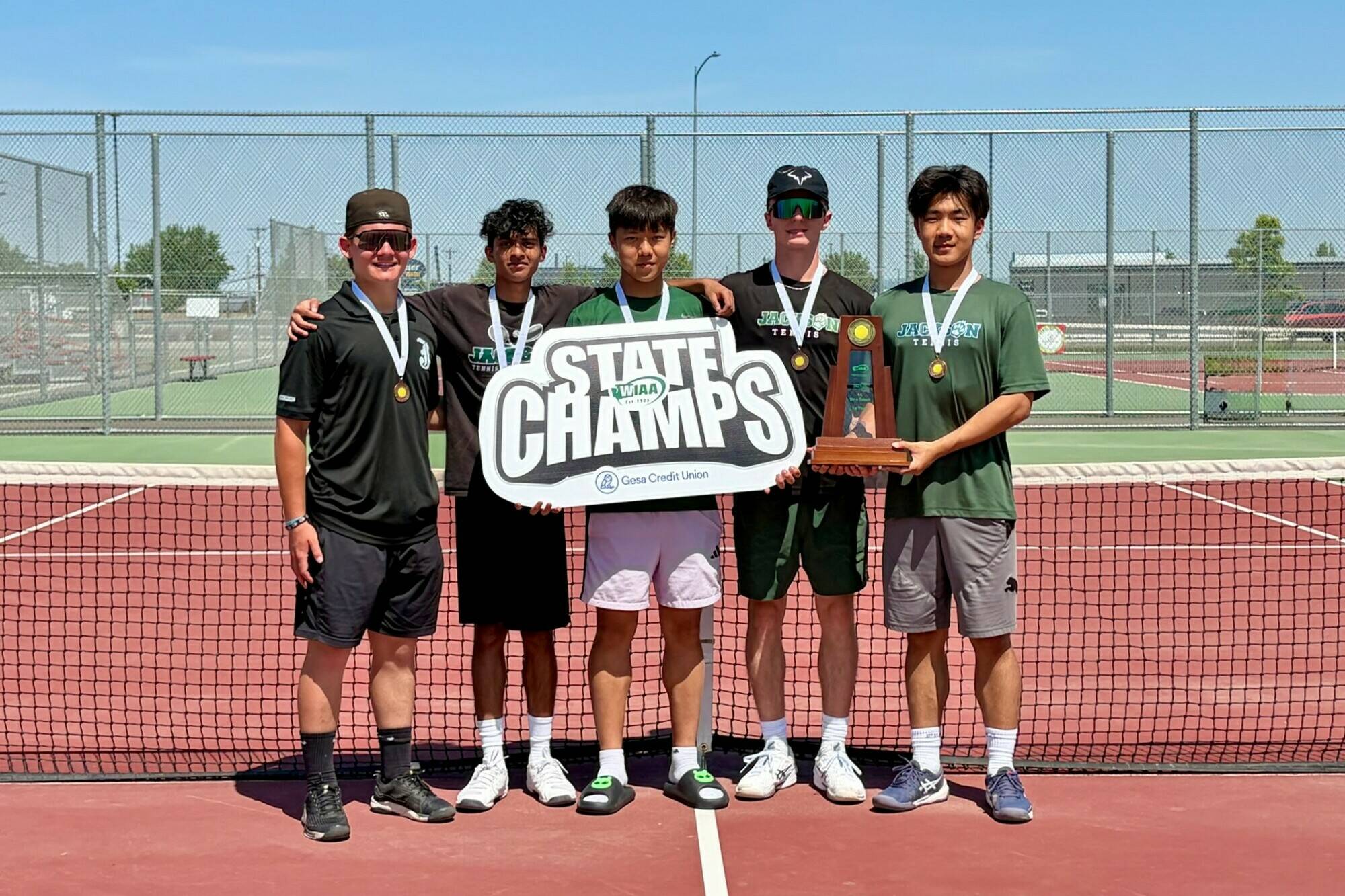 Jackson, Shorewood win boys tennis state titles | HeraldNet.com