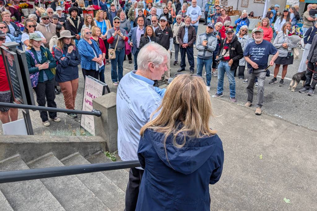 Edmonds becomes country’s first ‘Community of Service’ | HeraldNet.com